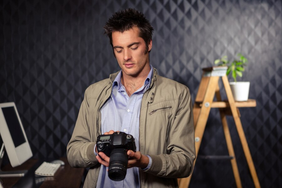 How to Become a Professional Photographer