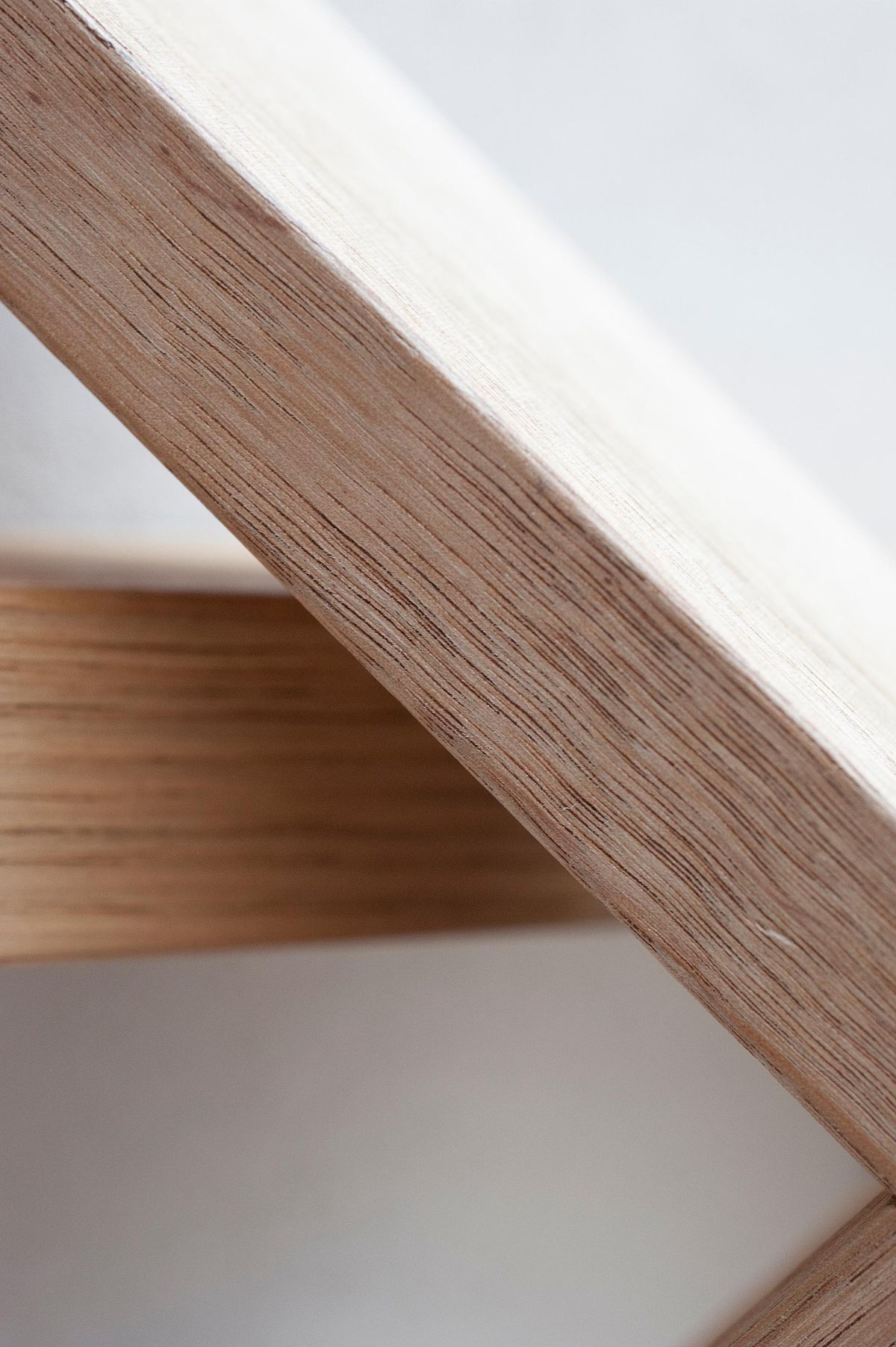 Atkins Frame Tassie Oak